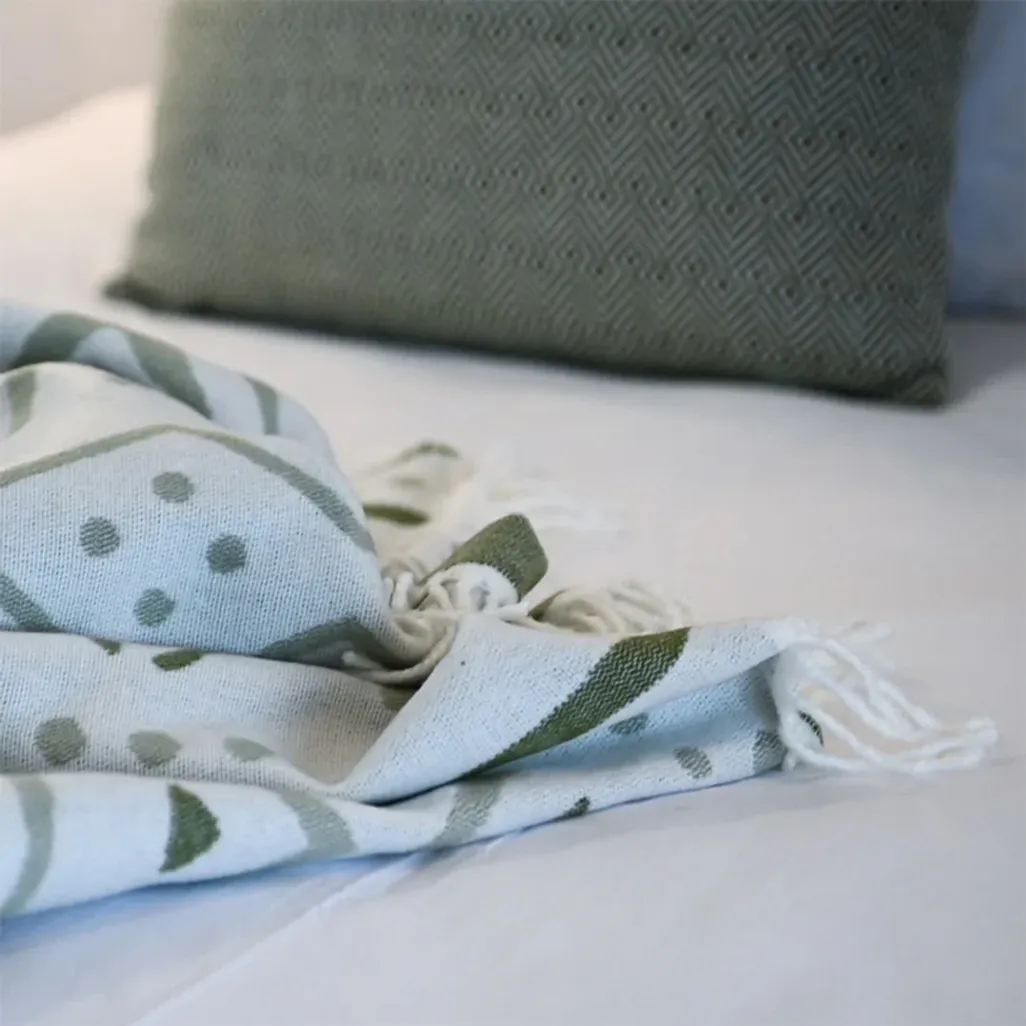 Aranda Bella Vita Mali Throw | NedbankShop