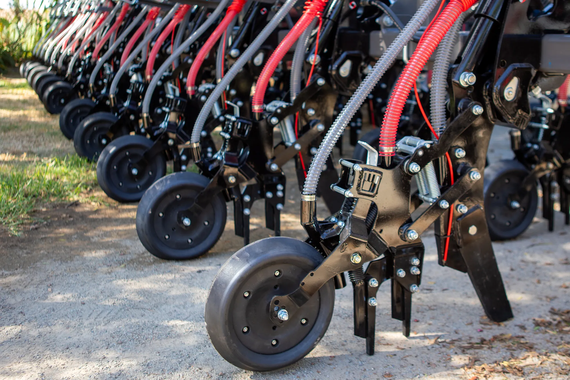 Rovic Syncroseed Small Grain Planter | Rovic