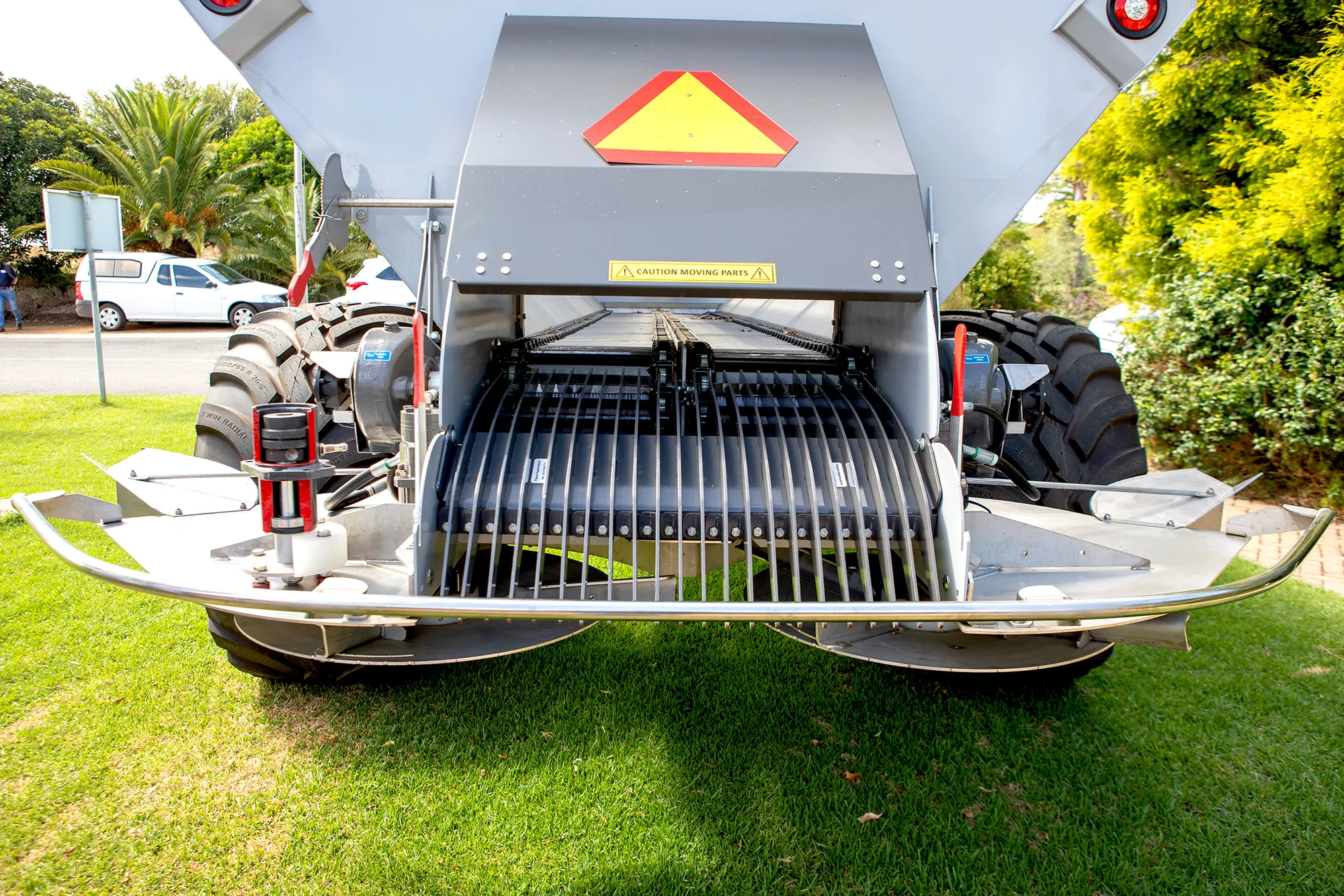 Syncrospread multi-use spreader | Rovic