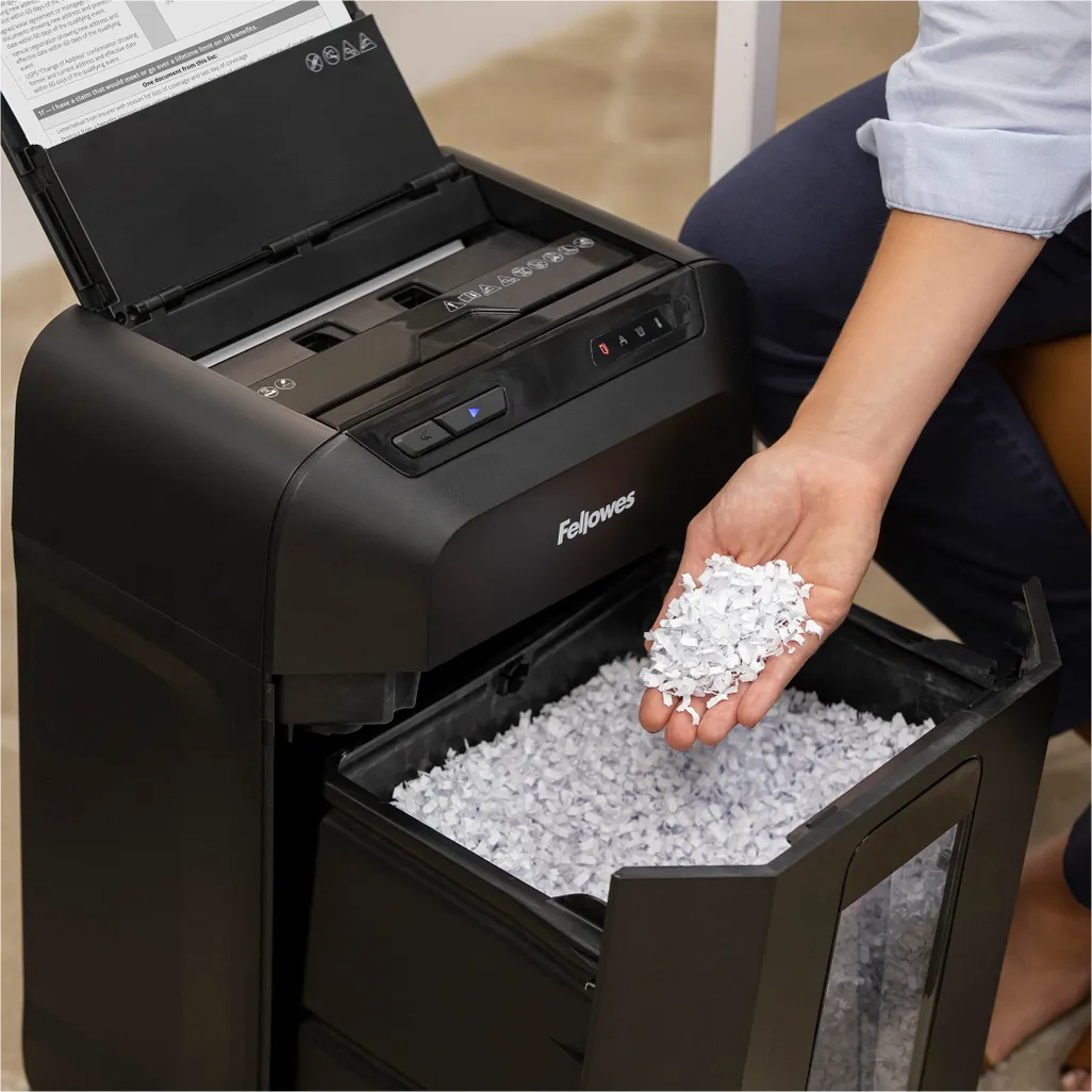 Fellowes AutoMax 80M Mini Cut Shredder Shreds 80 Sheets 17 Litre Bin ...
